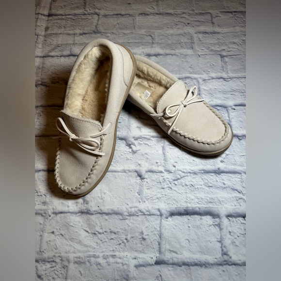 My Slippers | Shoes | My Slippers Beach Beige Sz 9 Leathersuede Uppers ...
